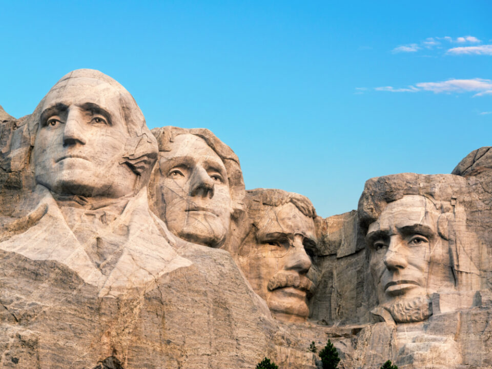 The 15 Best American Landmarks to Visit (Updated for 2024)