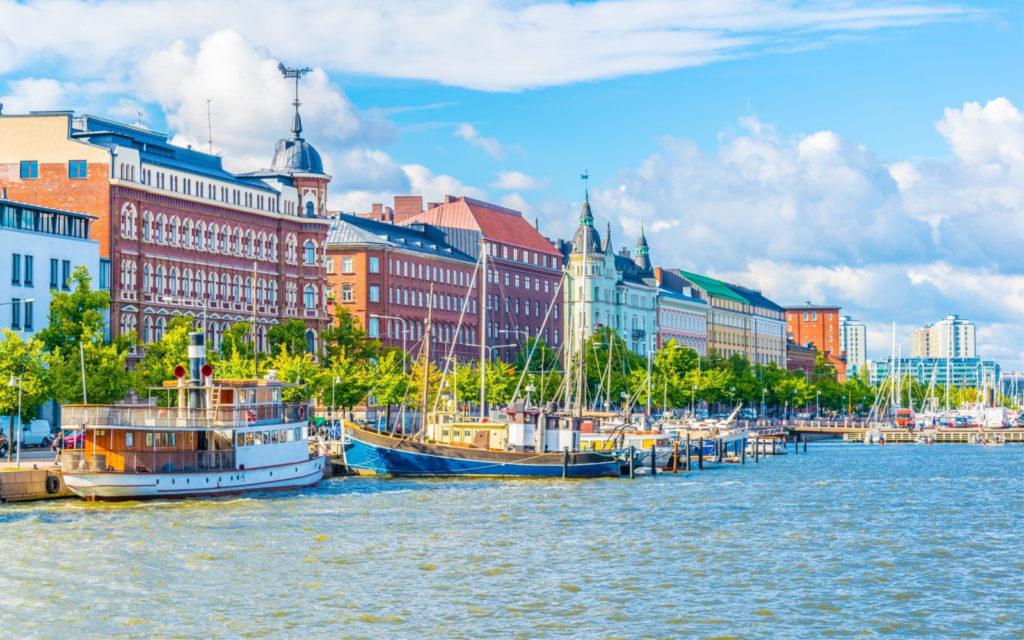 📅 The Absolute Best Times to Visit Finland (For All Budgets)