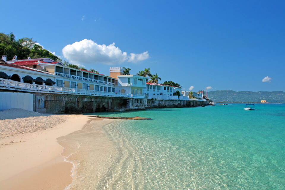 The Best Time to Visit Montego Bay in 2023 | Travellers 🧳