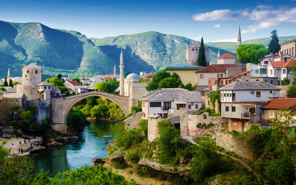 📅 The Best & Worst Times to Visit Bosnia in 2026 (Our Take)