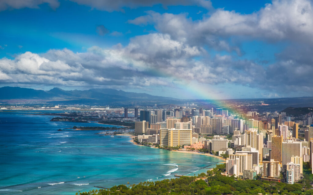 📅 The Best & Worst Times to Visit Honolulu (Updated for 2025)