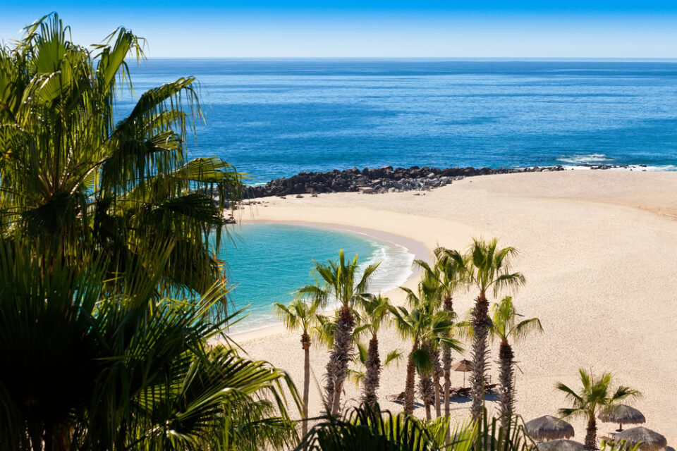 🌴 The 5 Best Luxury Resorts in Cabo, Ranked for 2025