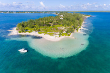 How to Reach The Cayman Islands (By Air, Land, & Sea)