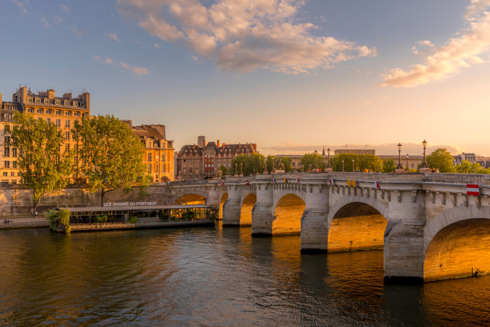 25 Interesting Facts About Paris to Inspire Your Trip
