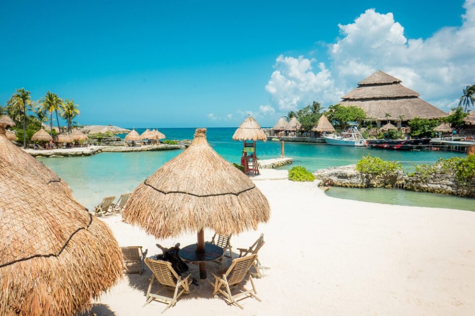 How Long Is a Flight to Cancun From the US?